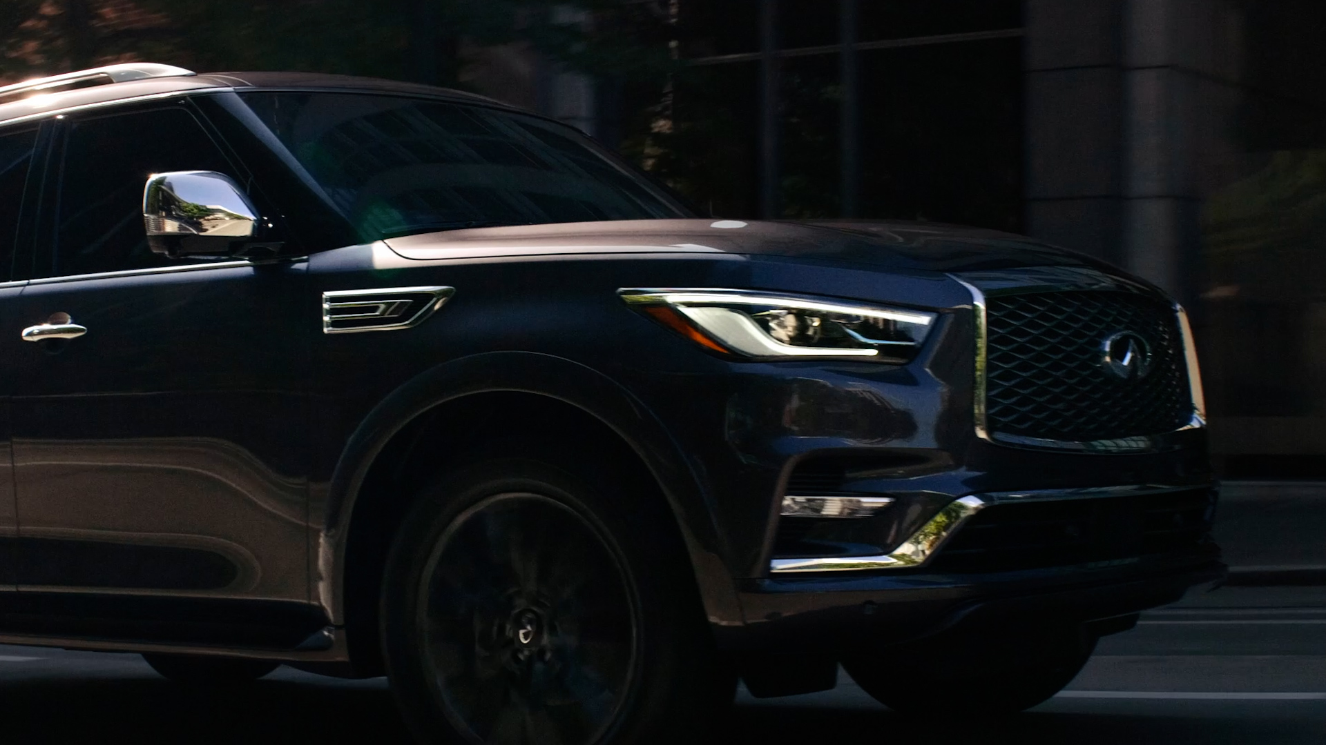 2024 INFINITI QX80 Luxury 7-8 Seater SUV | INFINITI