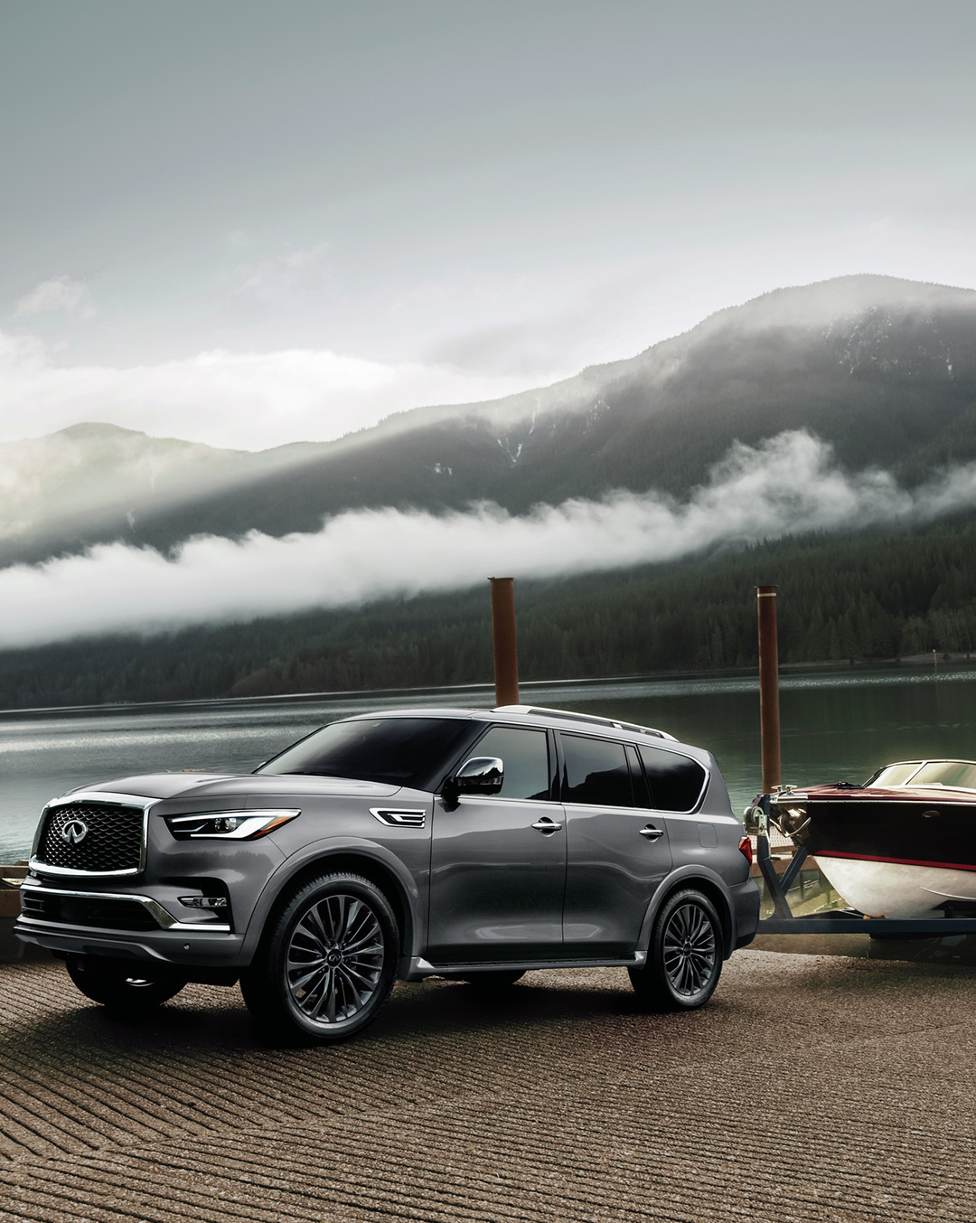 2024 INFINITI QX80 Luxury 7-8 Seater SUV | INFINITI Global